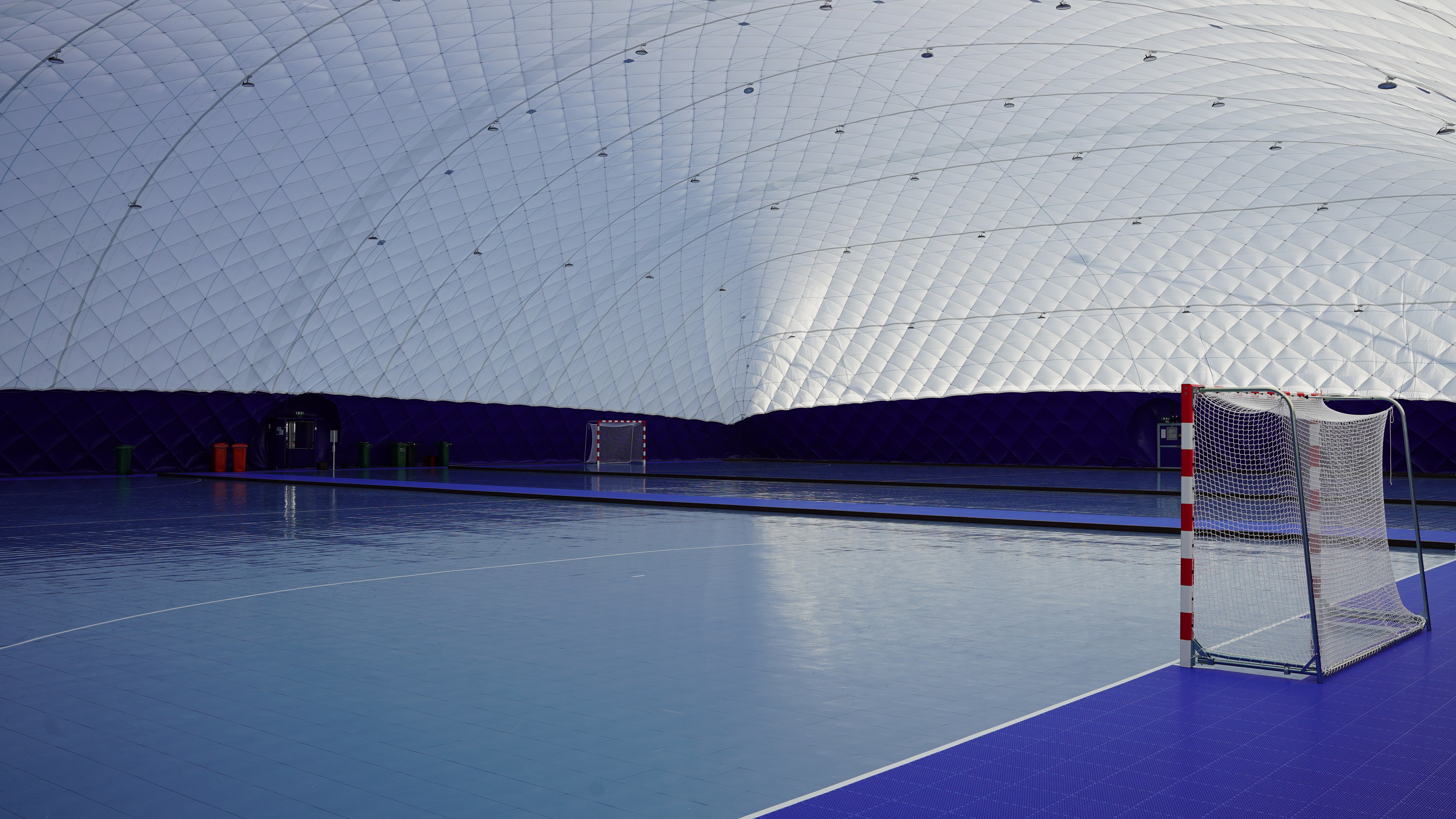 Afmetingen zaalhockeyveld: alles wat je moet weten